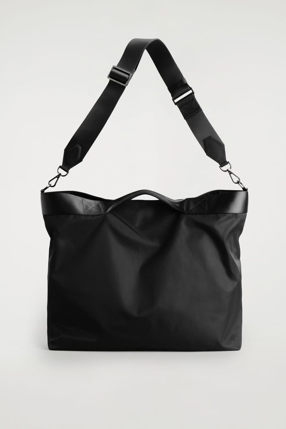 Pursuit Messenger Bag - Nylon | COS Saudi Arabia