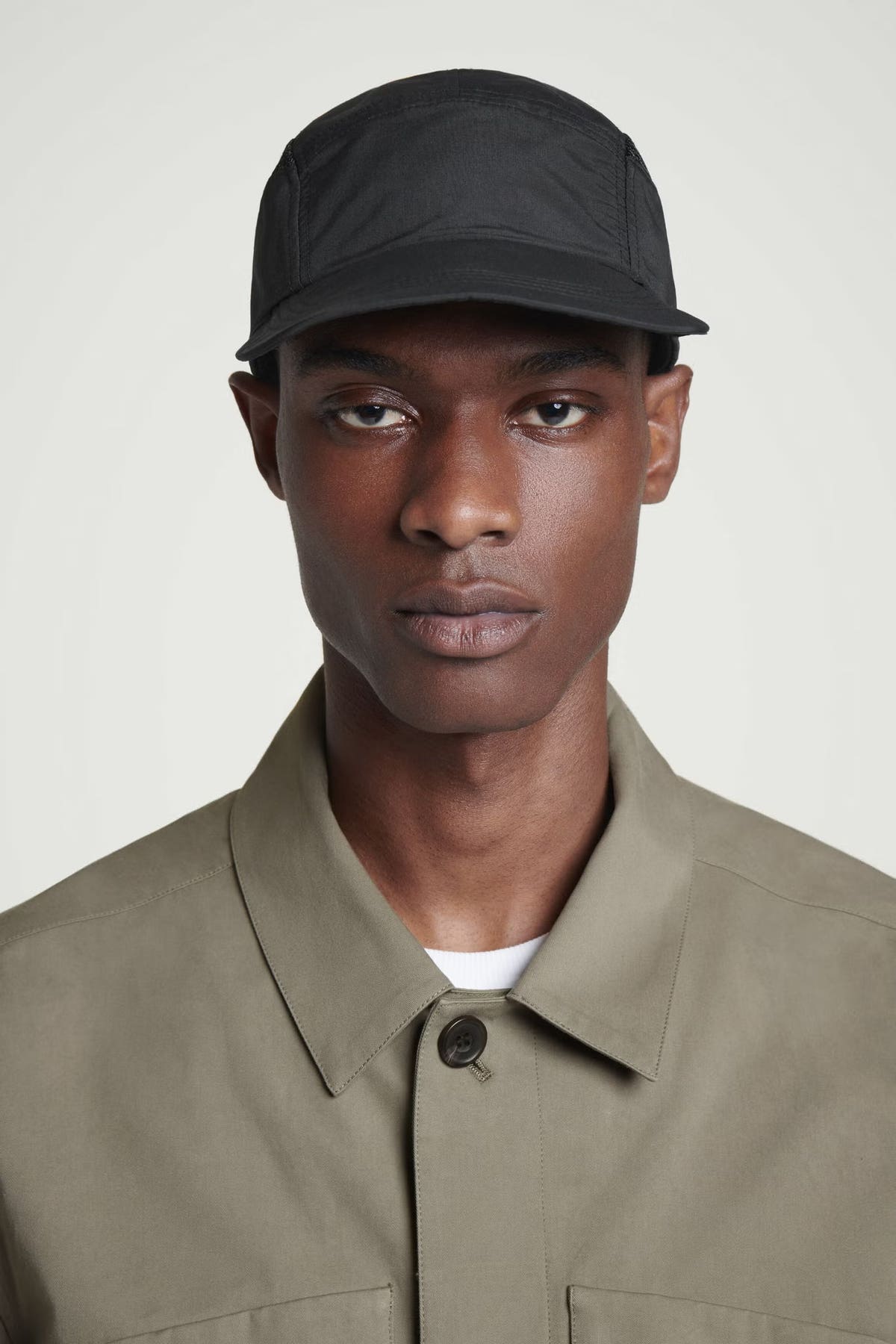 Mesh-panelled Nylon Cap | COS Saudi Arabia